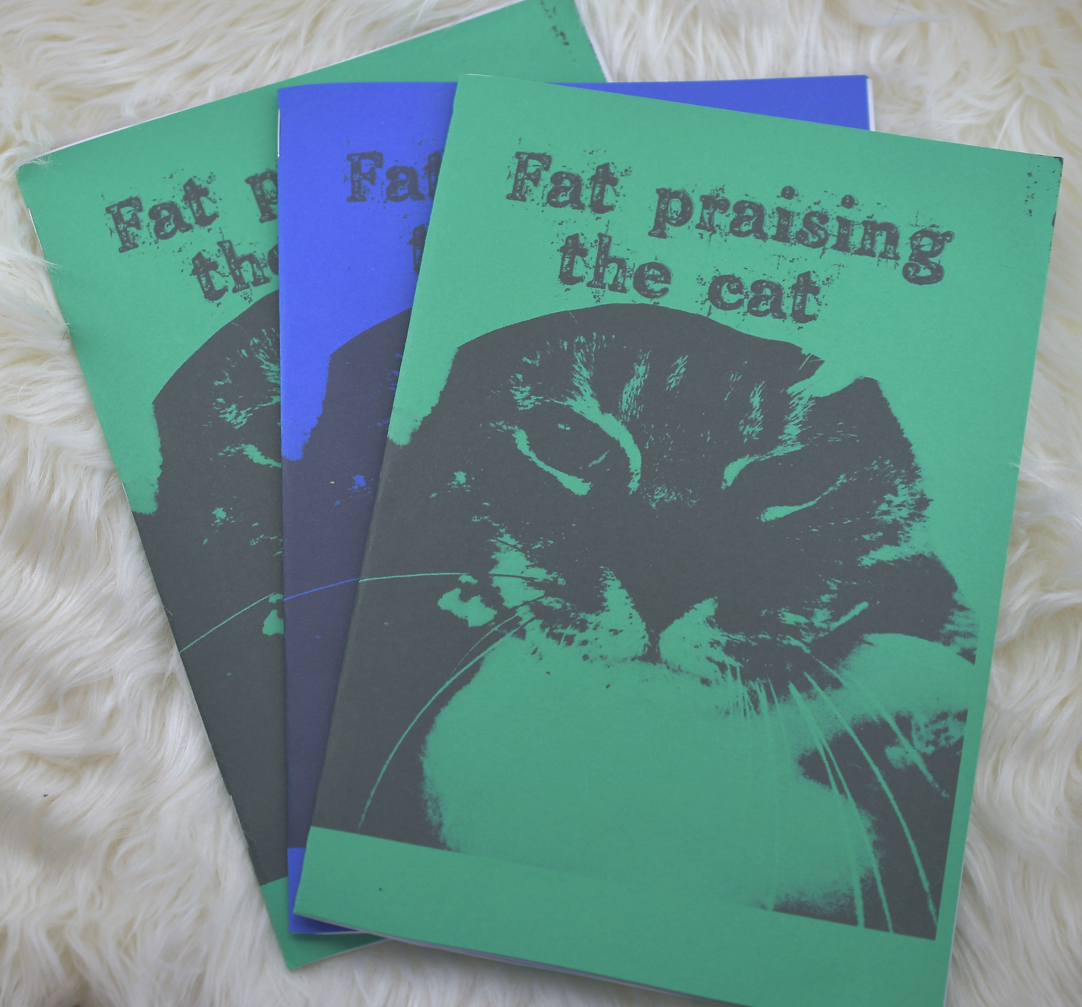 Fat praising the cat - By @ormspryde on Itaku